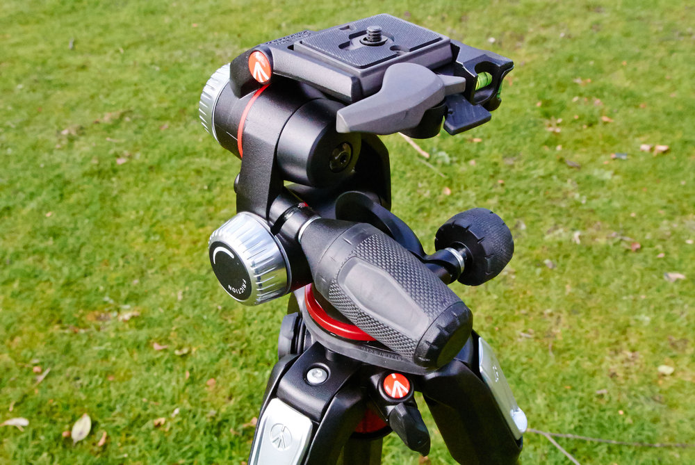 Manfrotto 055 Carbon Pro MT055CXPRO3 Images