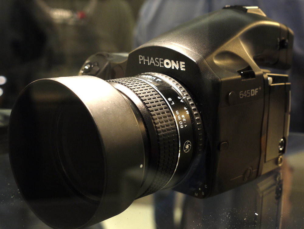 Phase One 645DF+ IQ140 Hands-On | ePHOTOzine