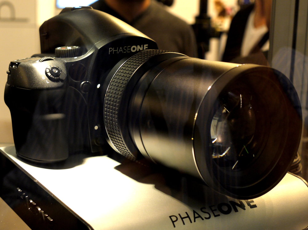 Phase One 645DF+ IQ140 Hands-On | ePHOTOzine