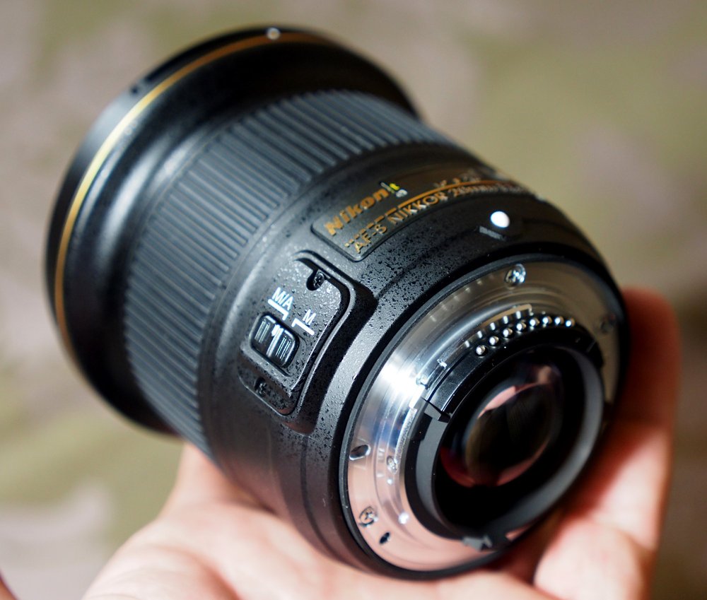 Nikon AF-S NIKKOR 20mm f/1.8G ED Images