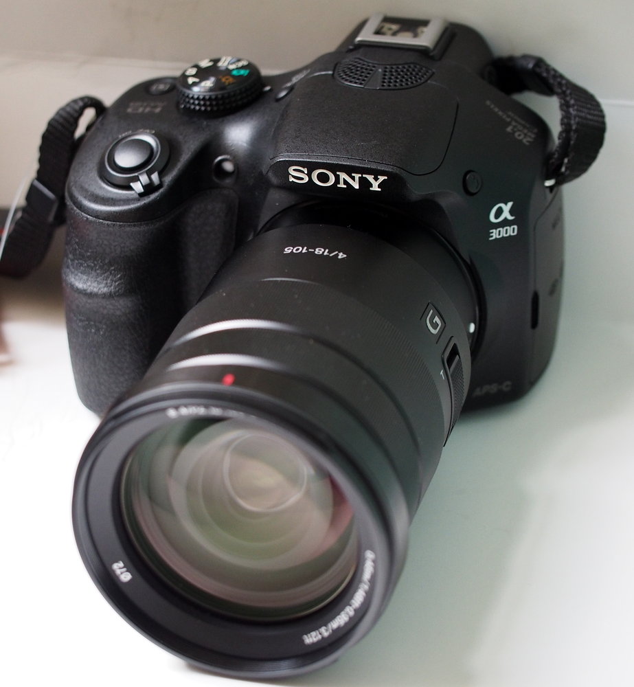 Sony Alpha 3000 Hands-On Preview | ePHOTOzine
