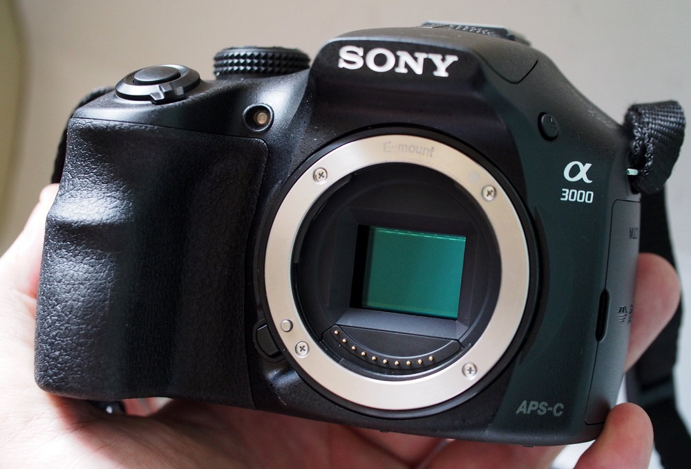 Sony Alpha 3000 Hands-On Preview | ePHOTOzine