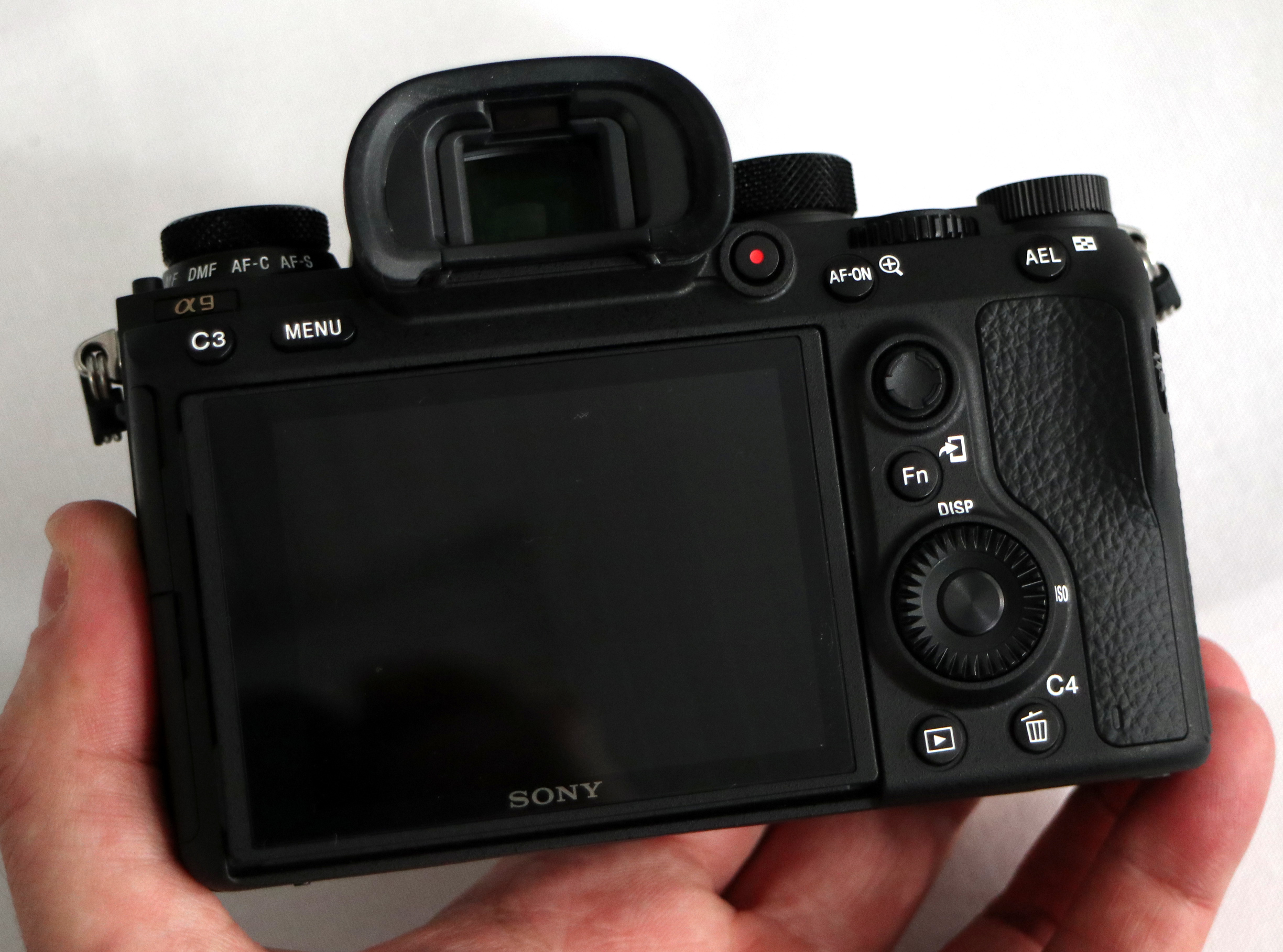 Sony Alpha A9 Hands-On Preview | ePHOTOzine