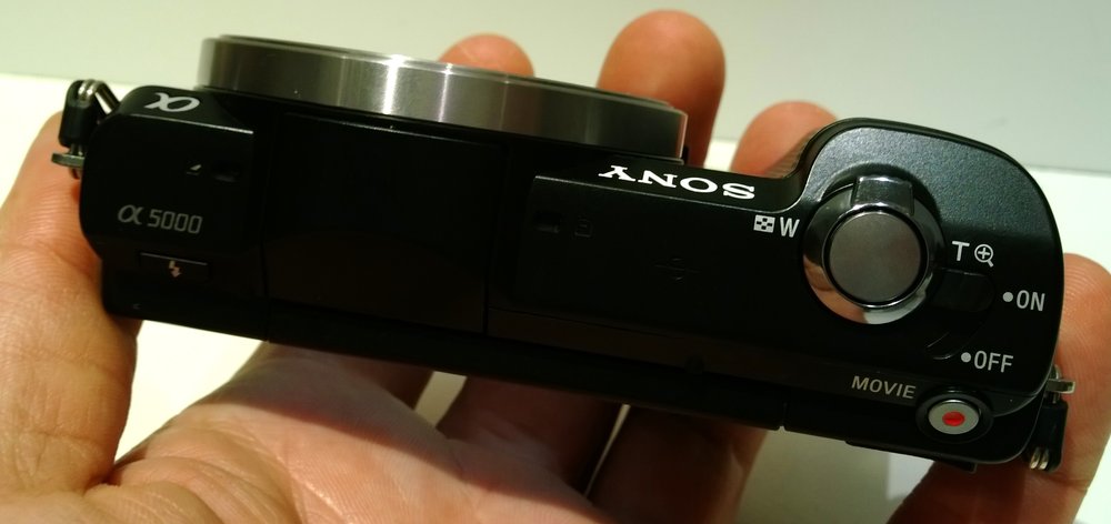 Sony Alpha A5000 Images