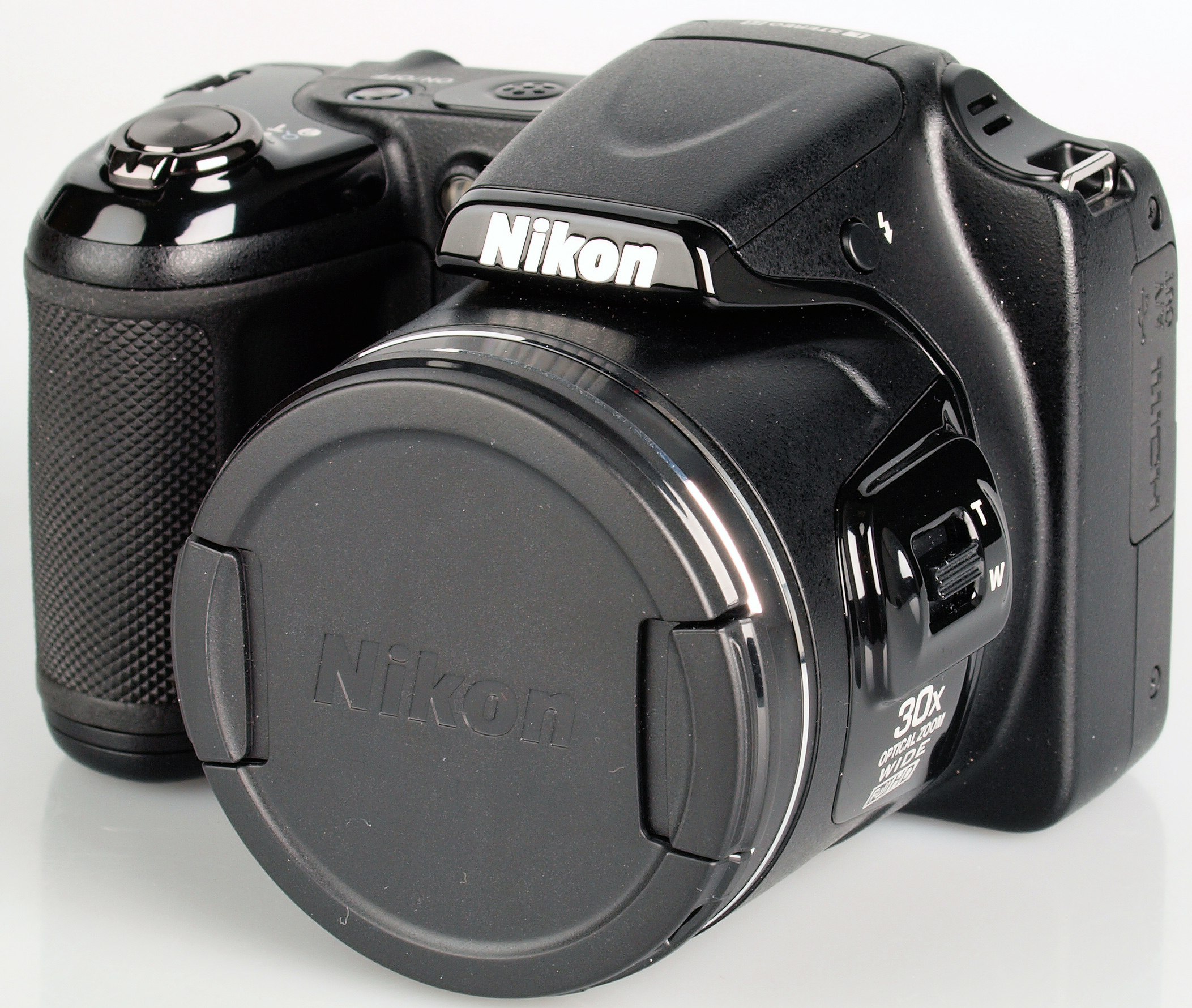 Nikon Coolpix L820 Images