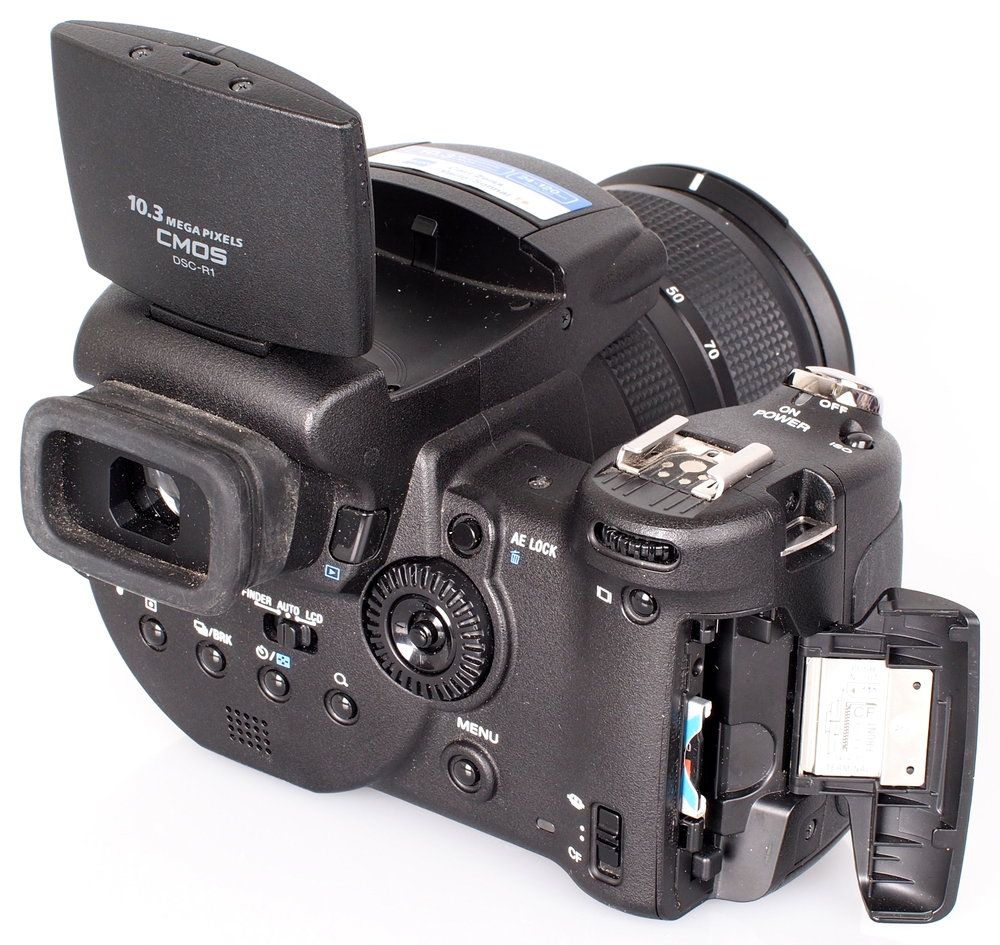 Sony Cyber-shot DSC-R1 Images