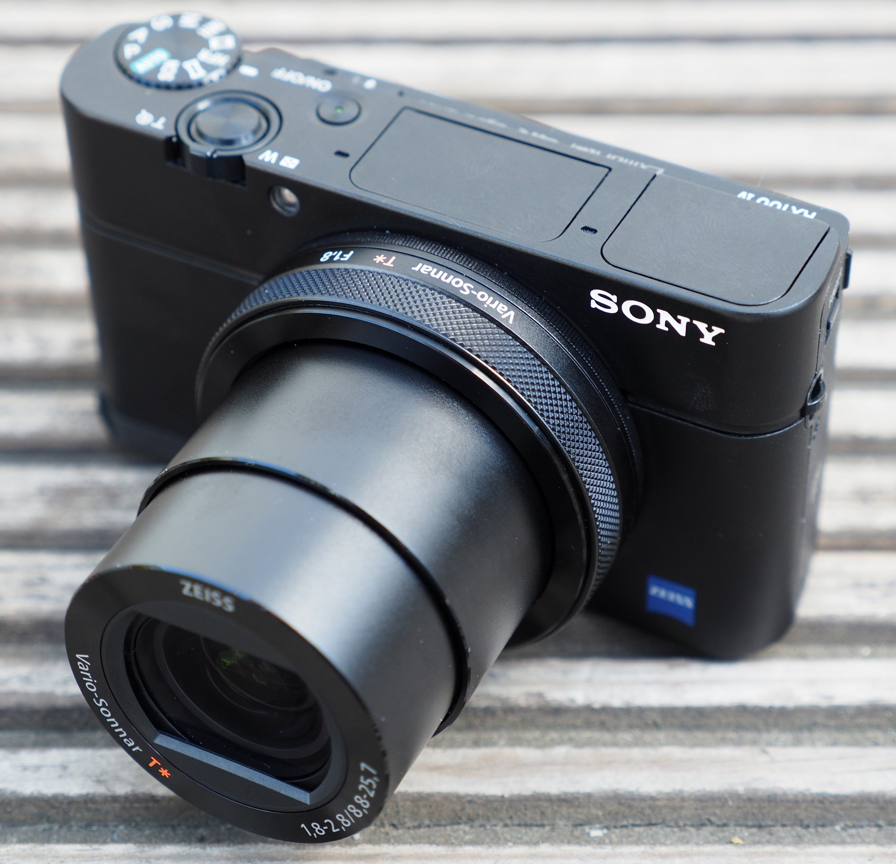 Sony RX100 IV Hands-On Preview | ePHOTOzine