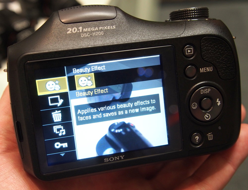 Sony Cyber-shot H200, WX200, WX60, TF1, W710 Hands-On Preview | ePHOTOzine