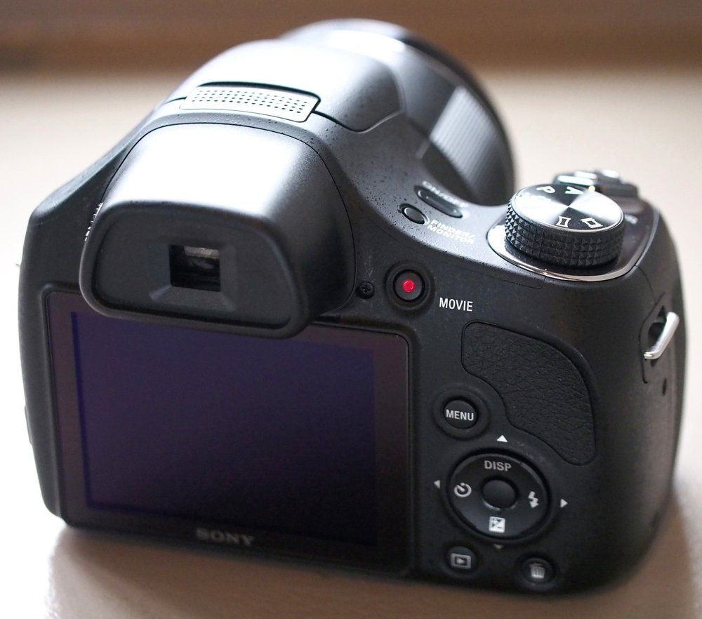 Sony Cyber-shot H400 Hands-On Preview | ePHOTOzine