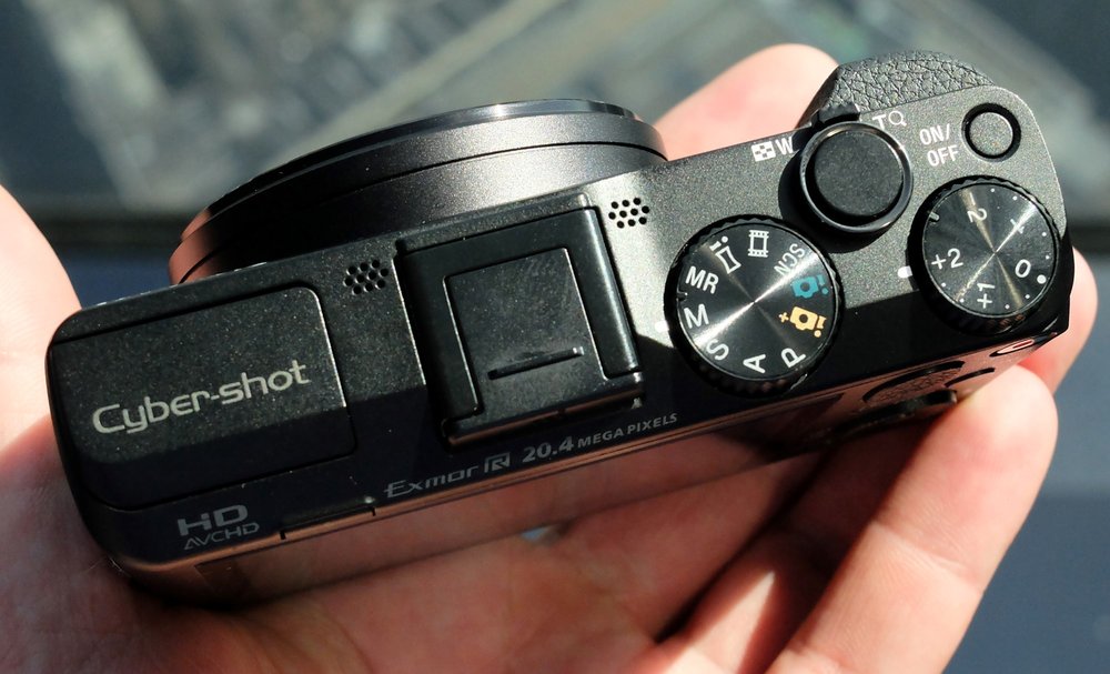 Sony Cyber-shot HX50 Hands-On Preview | ePHOTOzine