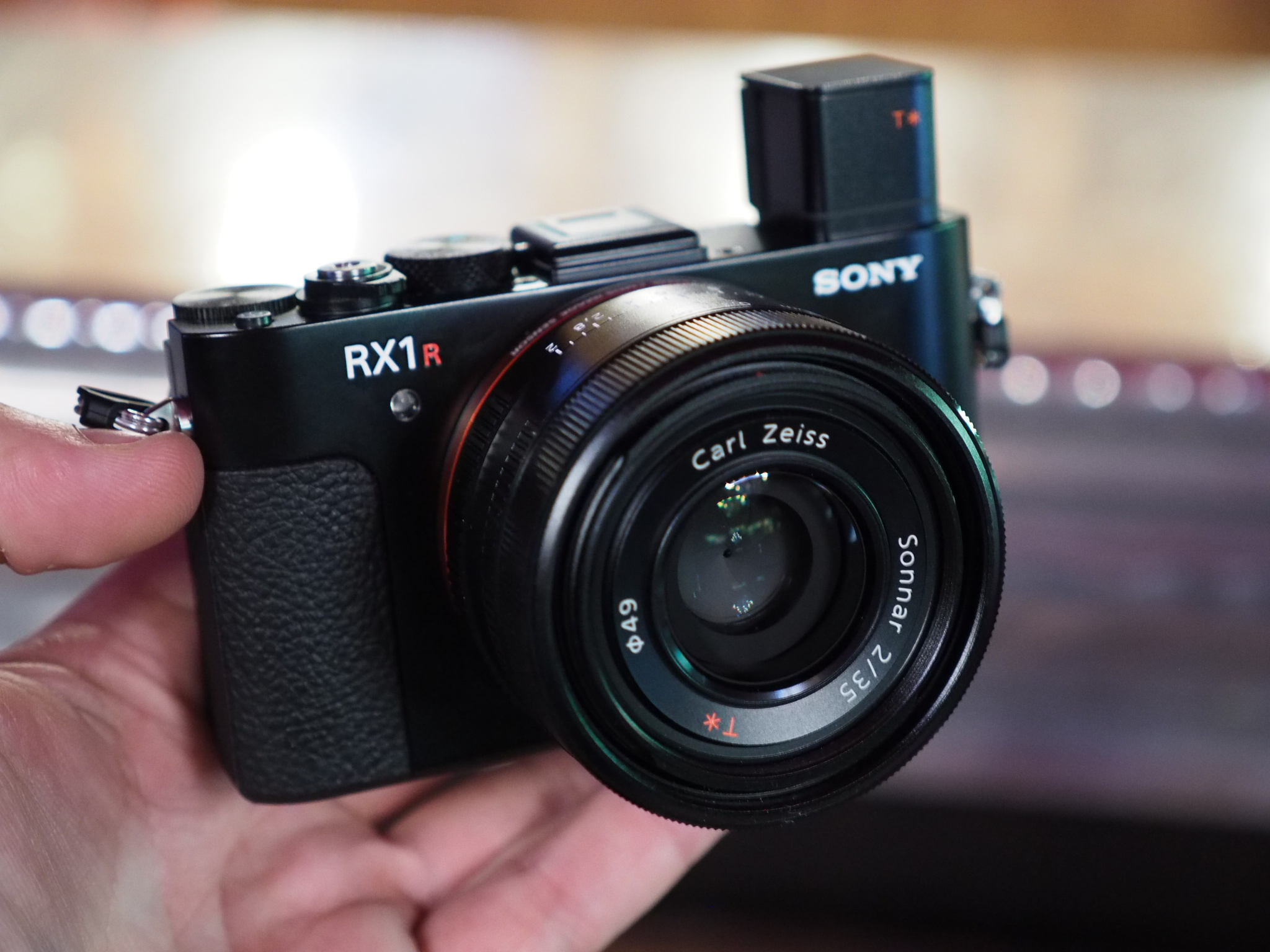 Sony Cyber-shot RX1R II Vs RX1 Vs RX1R Comparison | ePHOTOzine