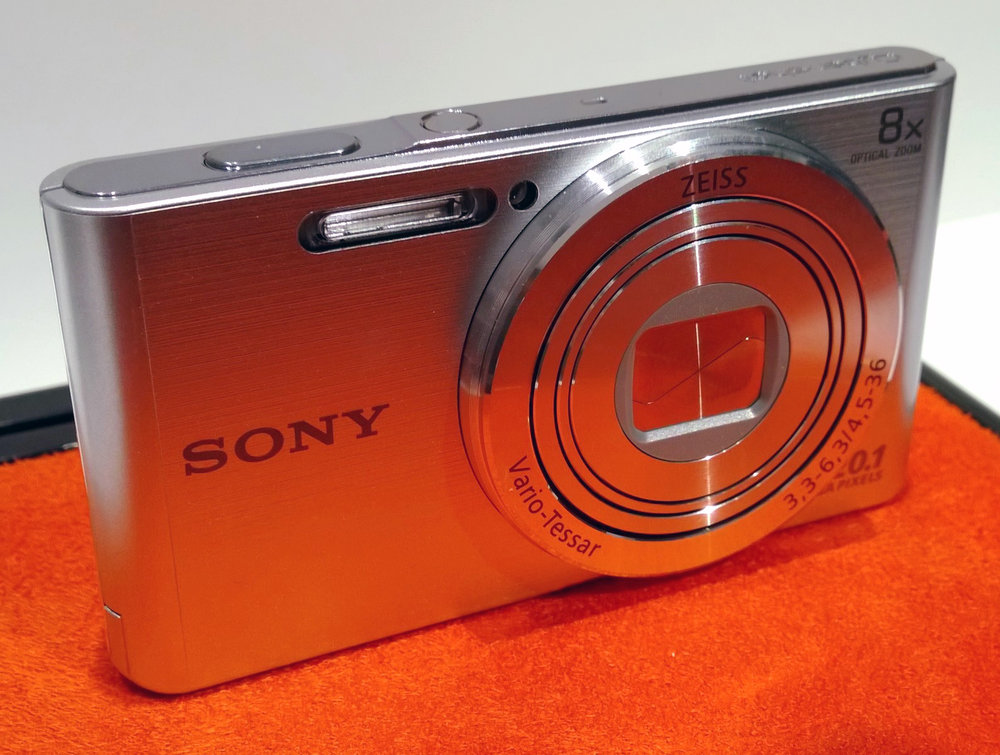Sony Cyber-shot W830 Images