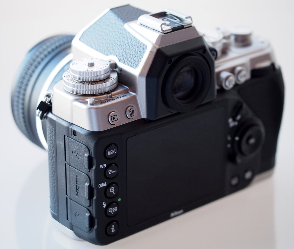 Nikon Df Hands-On Preview | ePHOTOzine