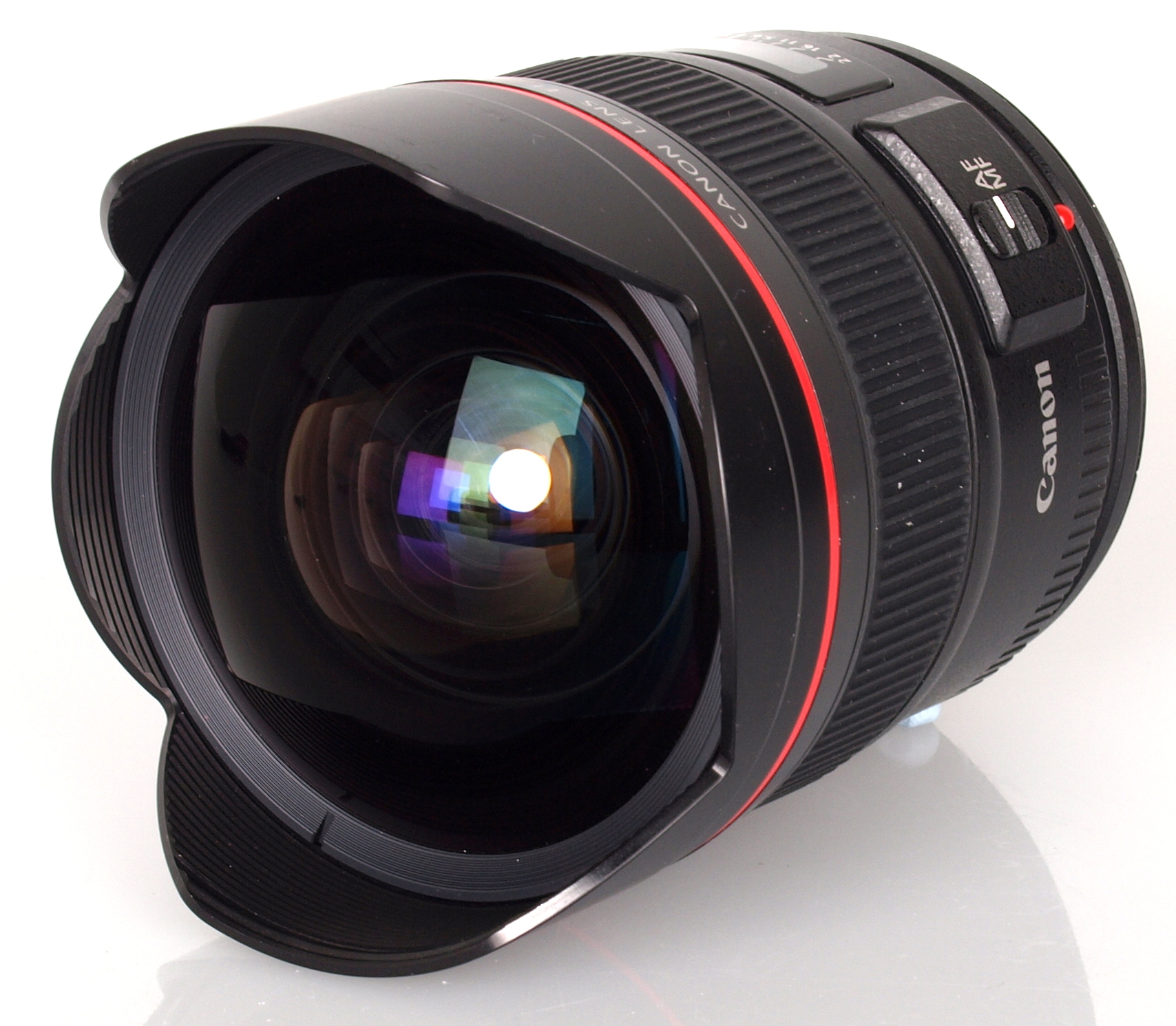 Canon EF 14mm f/2.8L II USM Images