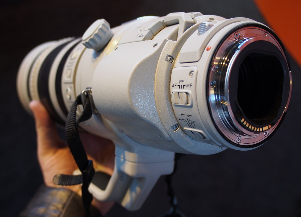 Canon EF 200-400mm f4L IS USM Images