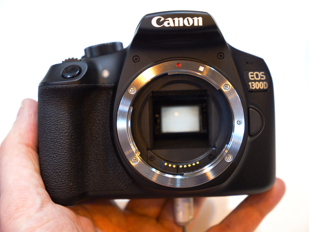 Canon EOS 1300D DSLR Hands-On Preview | ePHOTOzine