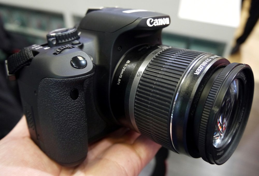 Canon EOS 650D Digital SLR Hands-On Preview | ePHOTOzine