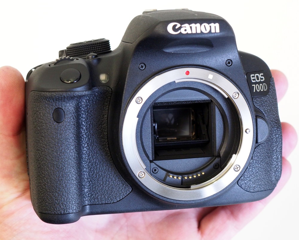 Canon EOS 700D Hands-On Preview | ePHOTOzine