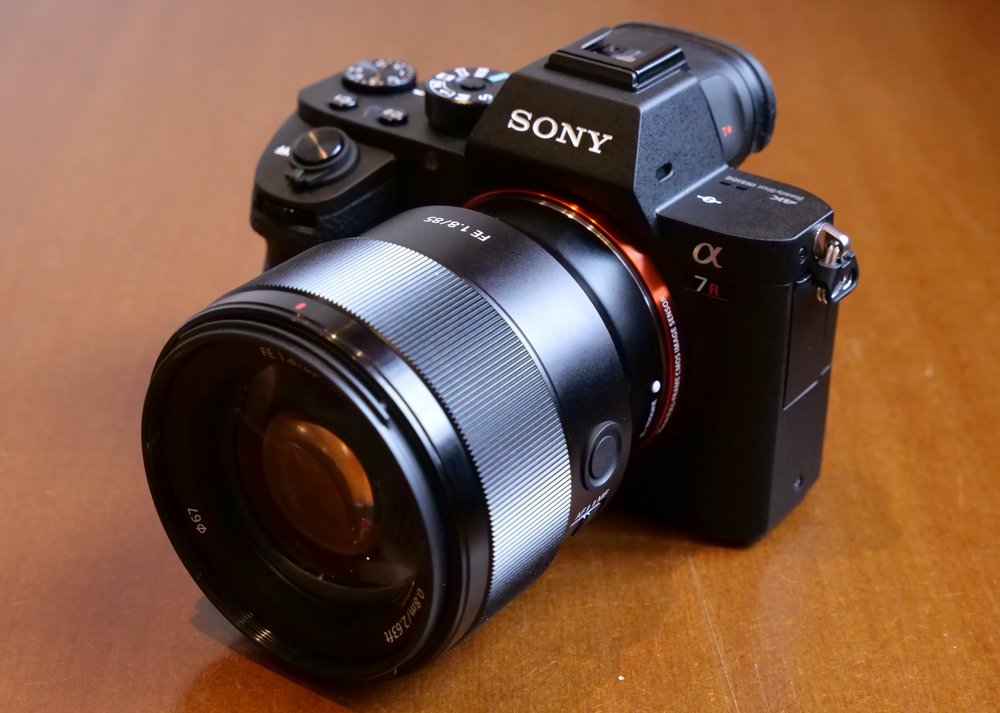 Sony FE 85mm f/1.8 Images
