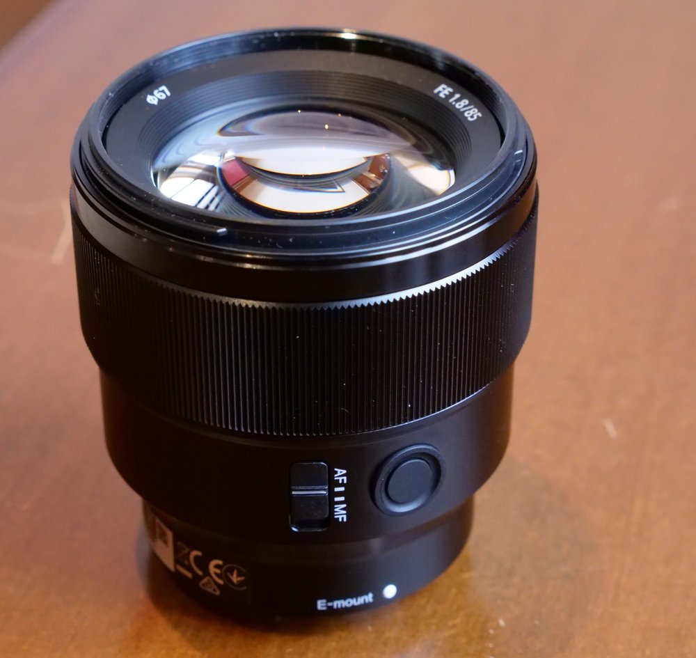 Sony FE 85mm f/1.8 Images