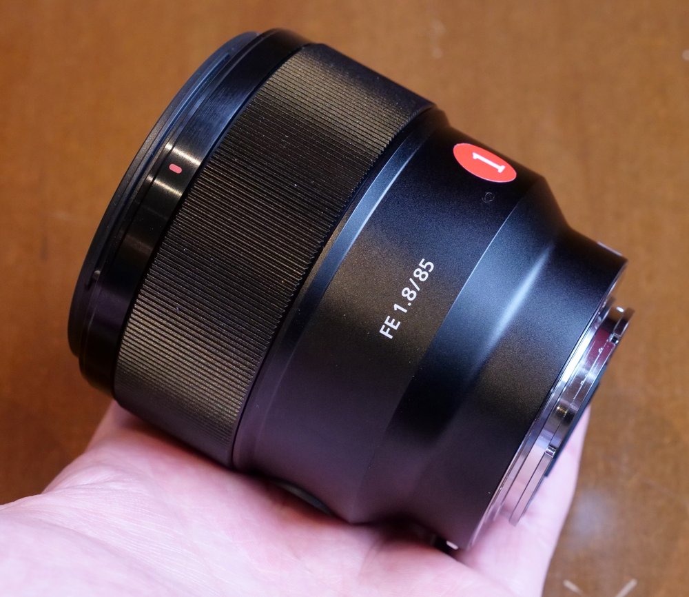 Sony FE 85mm f/1.8 Images