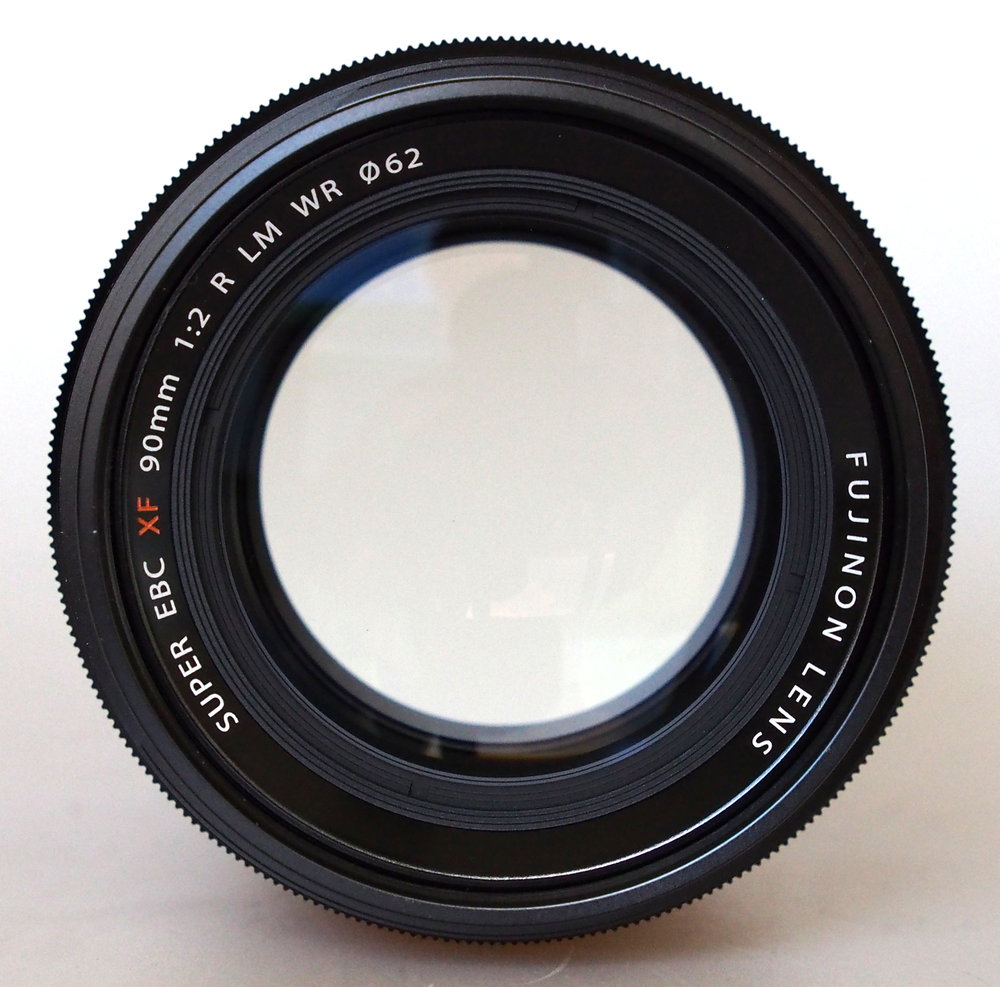 Fujifilm FUJINON XF 90mm f/2 R LM WR Hands-On Preview | ePHOTOzine