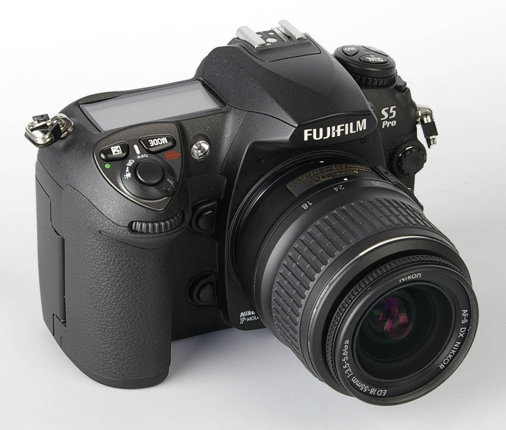 Fujifilm FinePix S5 Pro Images