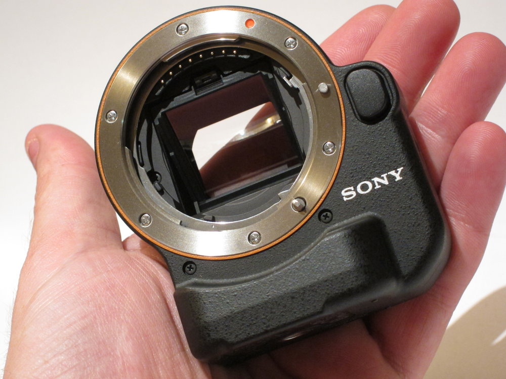 Sony LA-EA2 Images
