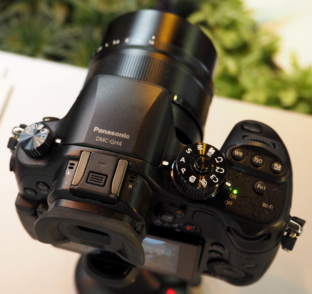 Panasonic Lumix GH4 Hands-On Preview | ePHOTOzine