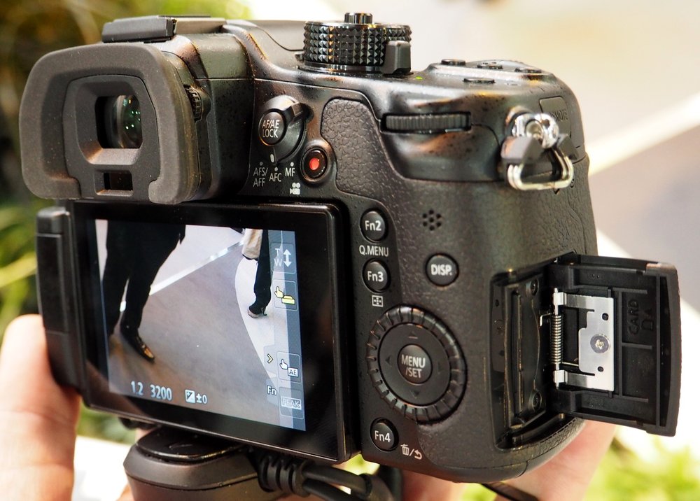 Panasonic Lumix GH4 Hands-On Preview | ePHOTOzine