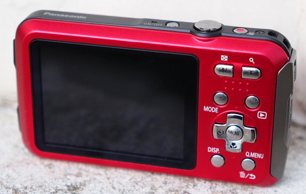 Panasonic Lumix FT30 Hands-On Preview | ePHOTOzine