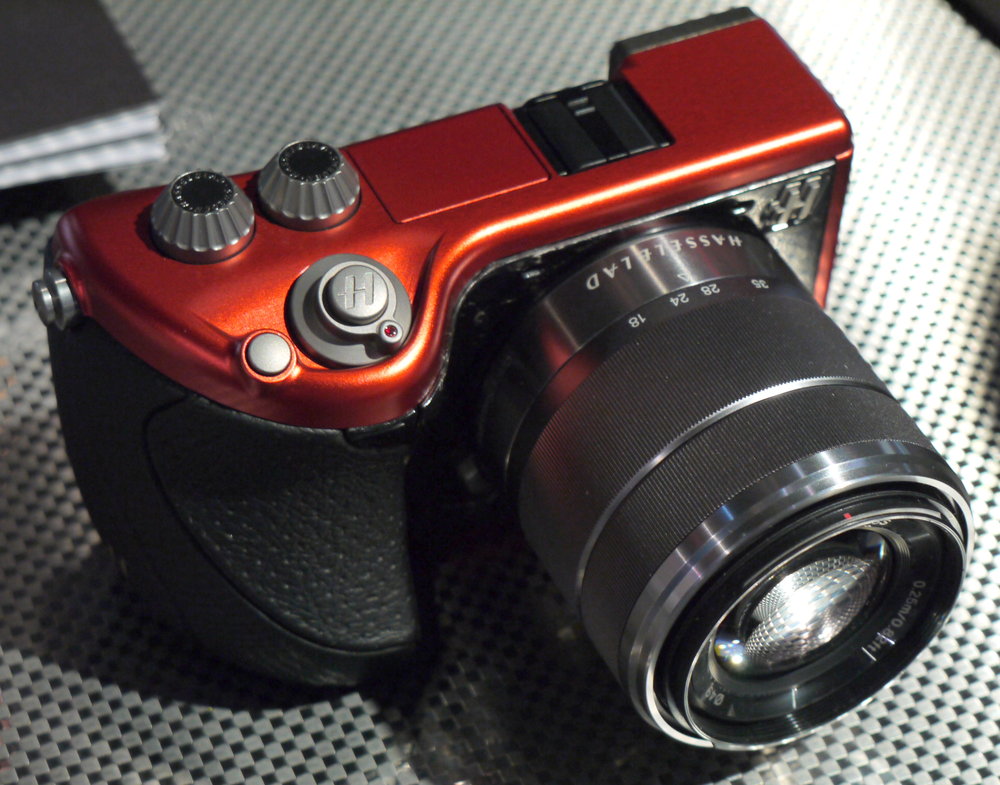 Hasselblad Lunar Hands-On Preview | ePHOTOzine