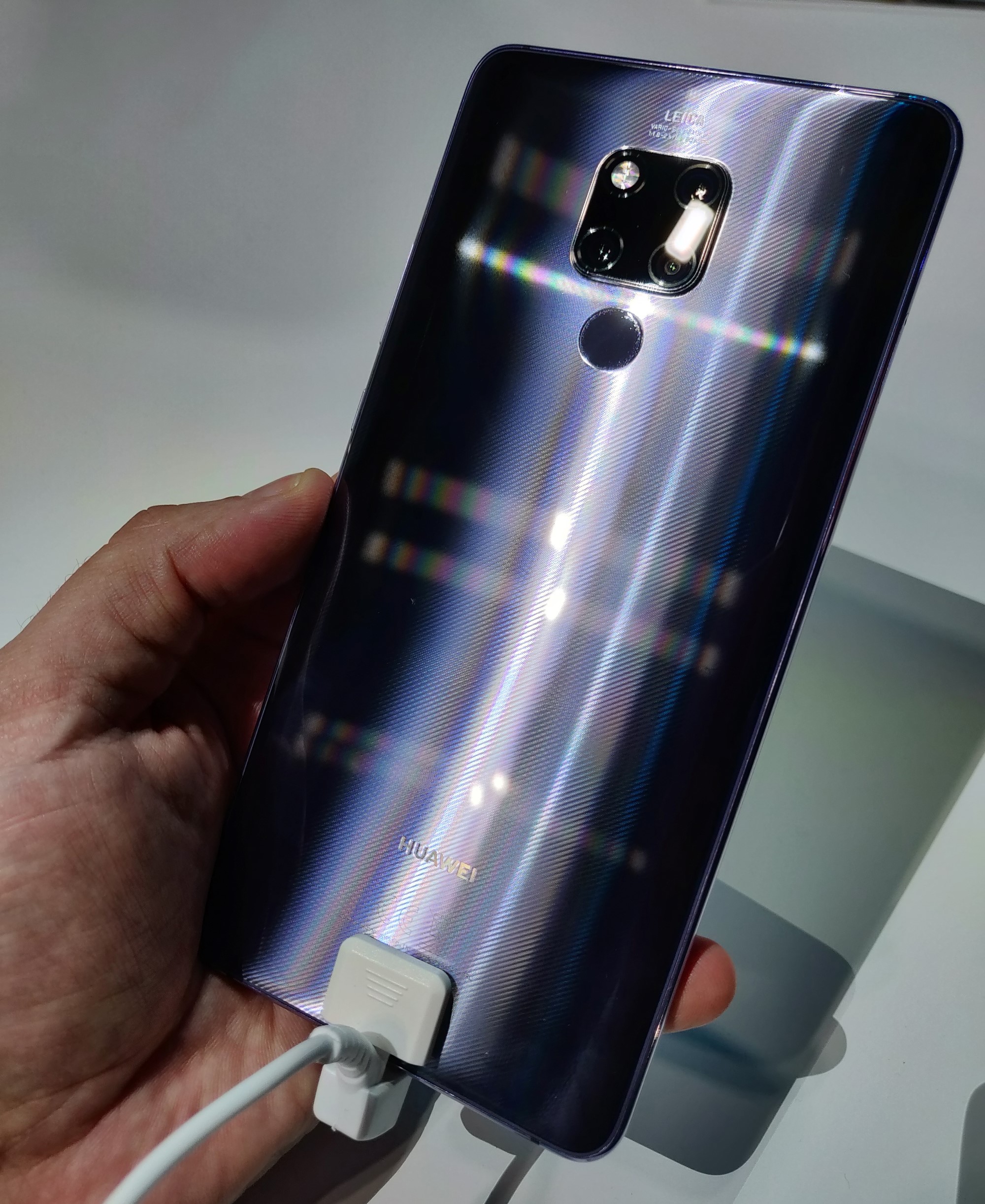 Huawei Mate20 X Announced With Huge Screen But Same Camera Specs As The Mate20 Pro | ePHOTOzine