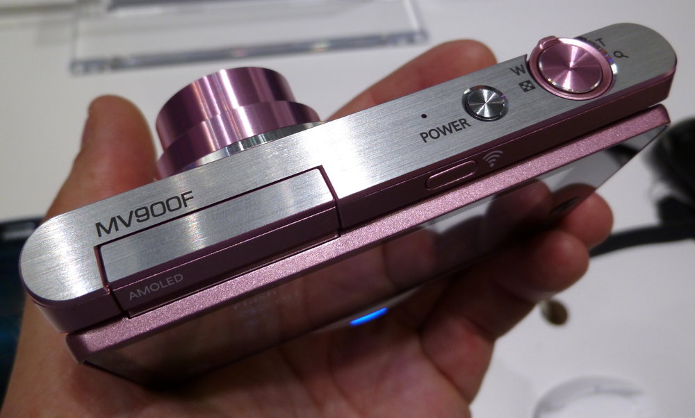 Samsung MultiView MV900F Images