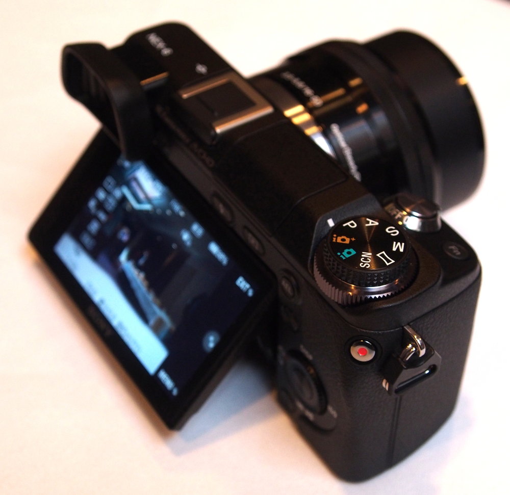 Sony NEX-6 Hands-On Preview | ePHOTOzine