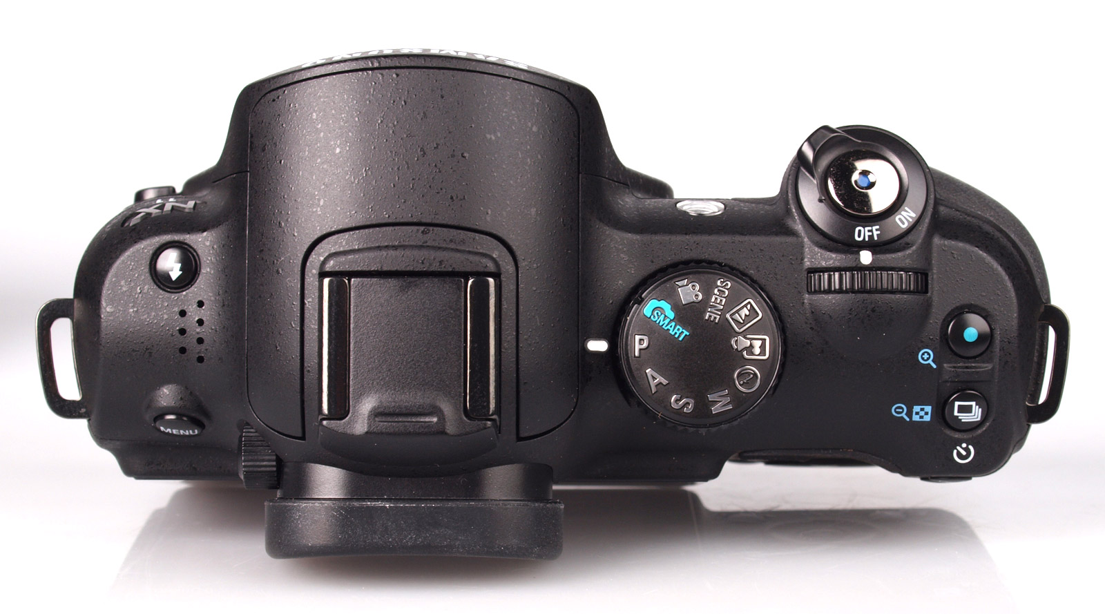 Samsung NX11 Images