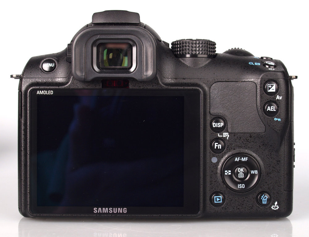 Samsung NX11 Images