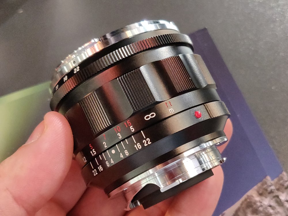 Voigtlander 110mm f/2.5, 50mm f/1.2, 40mm f/1.2 E & VM, 21mm f/3.5 ...