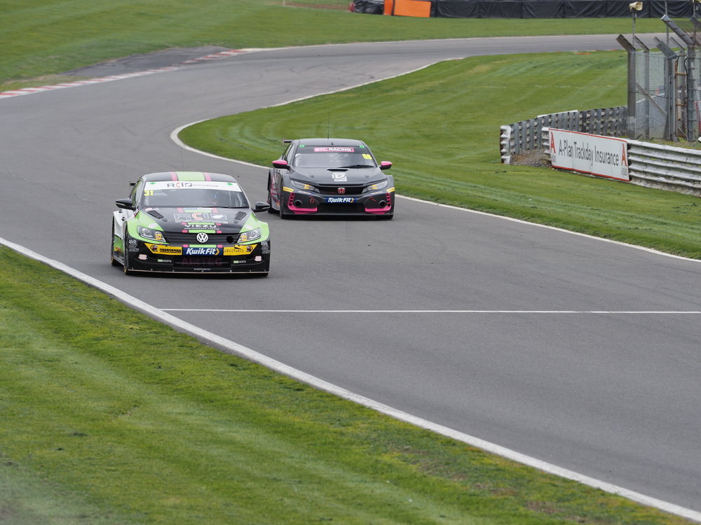 Olympus OM-D E-M1X Images