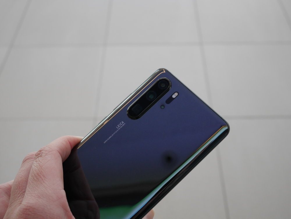 Huawei P30 Pro Smartphone Teardown Shows How The Periscope Camera Works ...