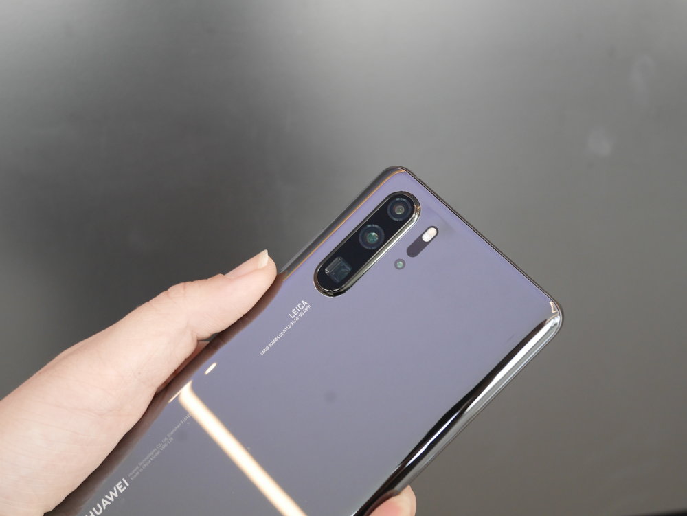 Huawei P30 Pro Smartphone Teardown Shows How The Periscope Camera Works ...