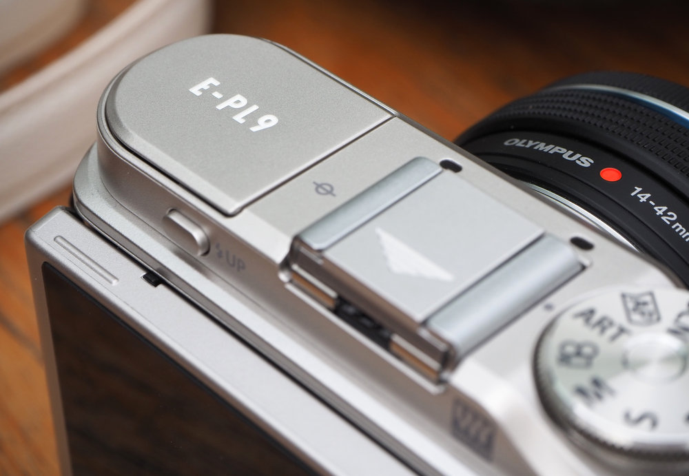 Olympus PEN E-PL9 Images