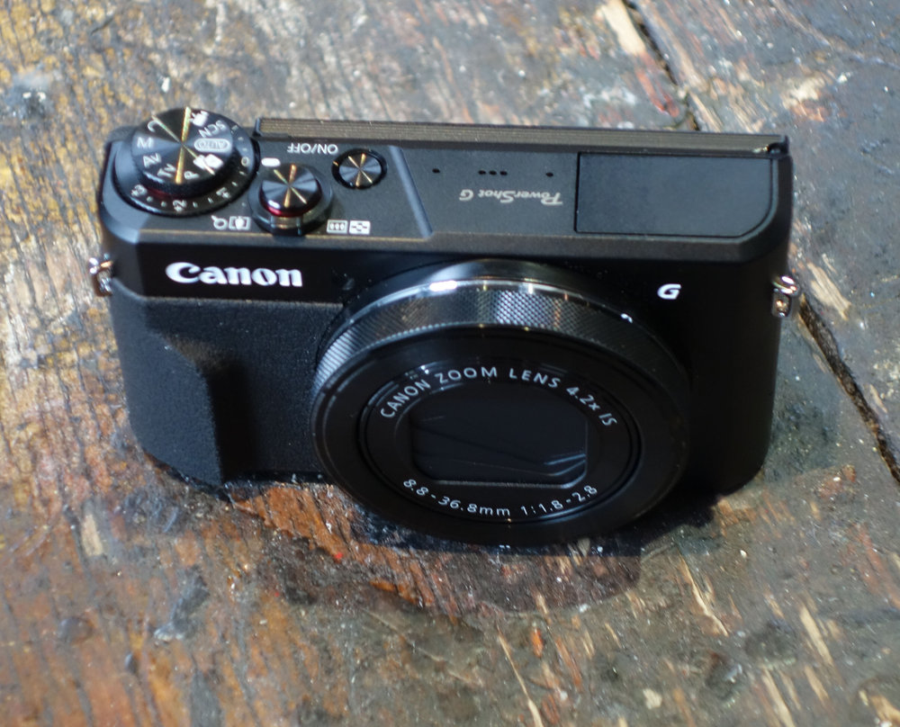 Canon PowerShot G7 X Mark II Images