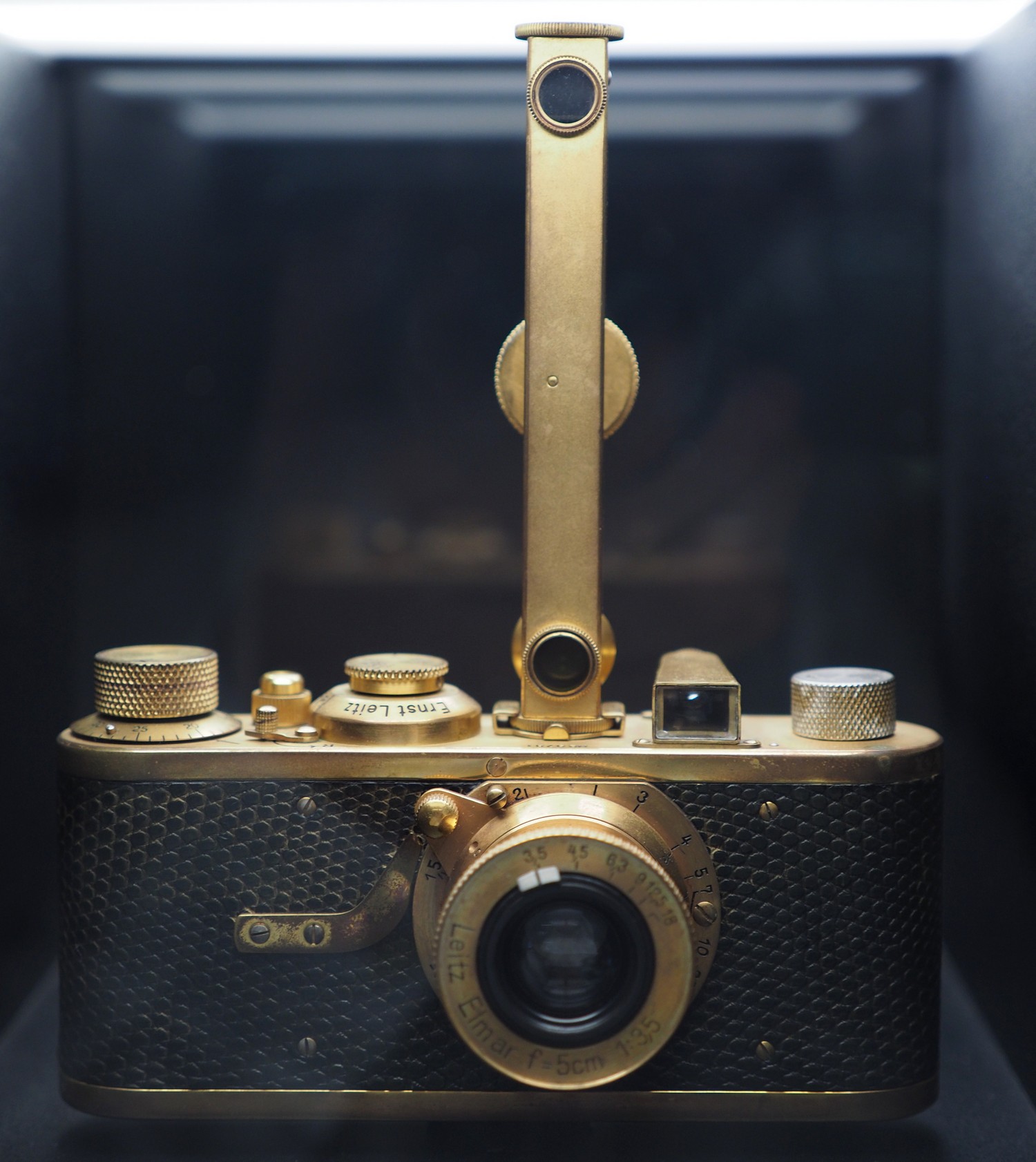Leica Wetzlar Factory Tour 2015 | ePHOTOzine