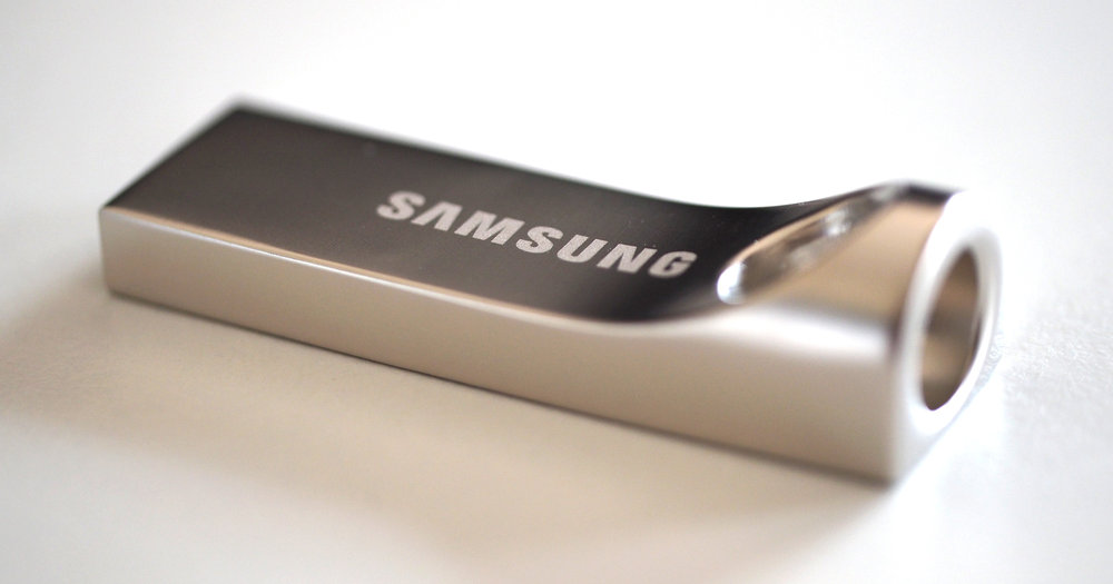Samsung USB 3.0 Flash Drive Images