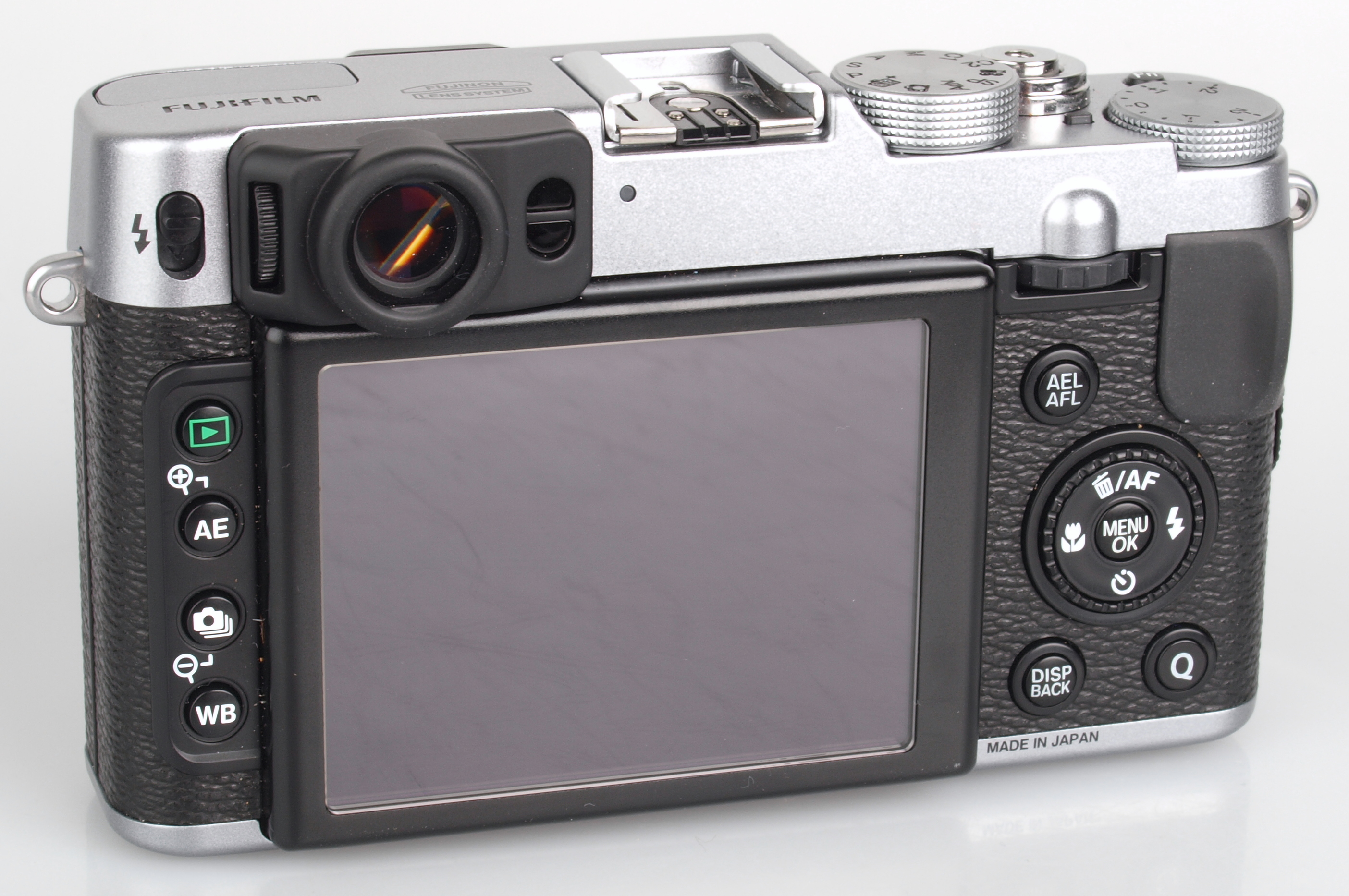 Fujifilm X20 Hands-On Preview | ePHOTOzine