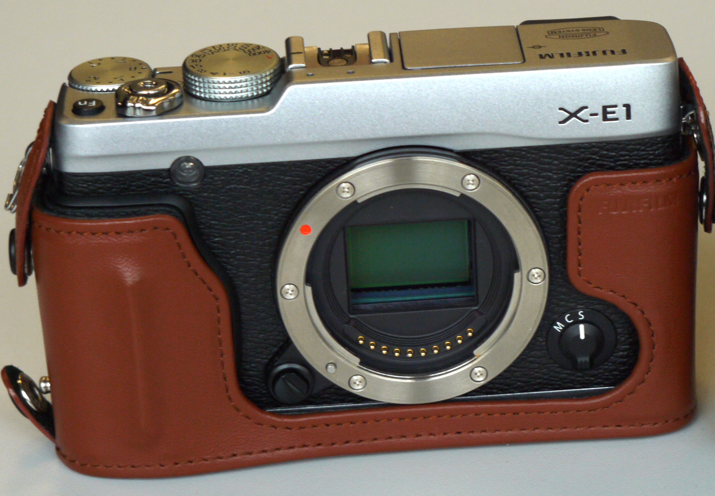 Fujifilm X-E1 Hands-On Preview | ePHOTOzine