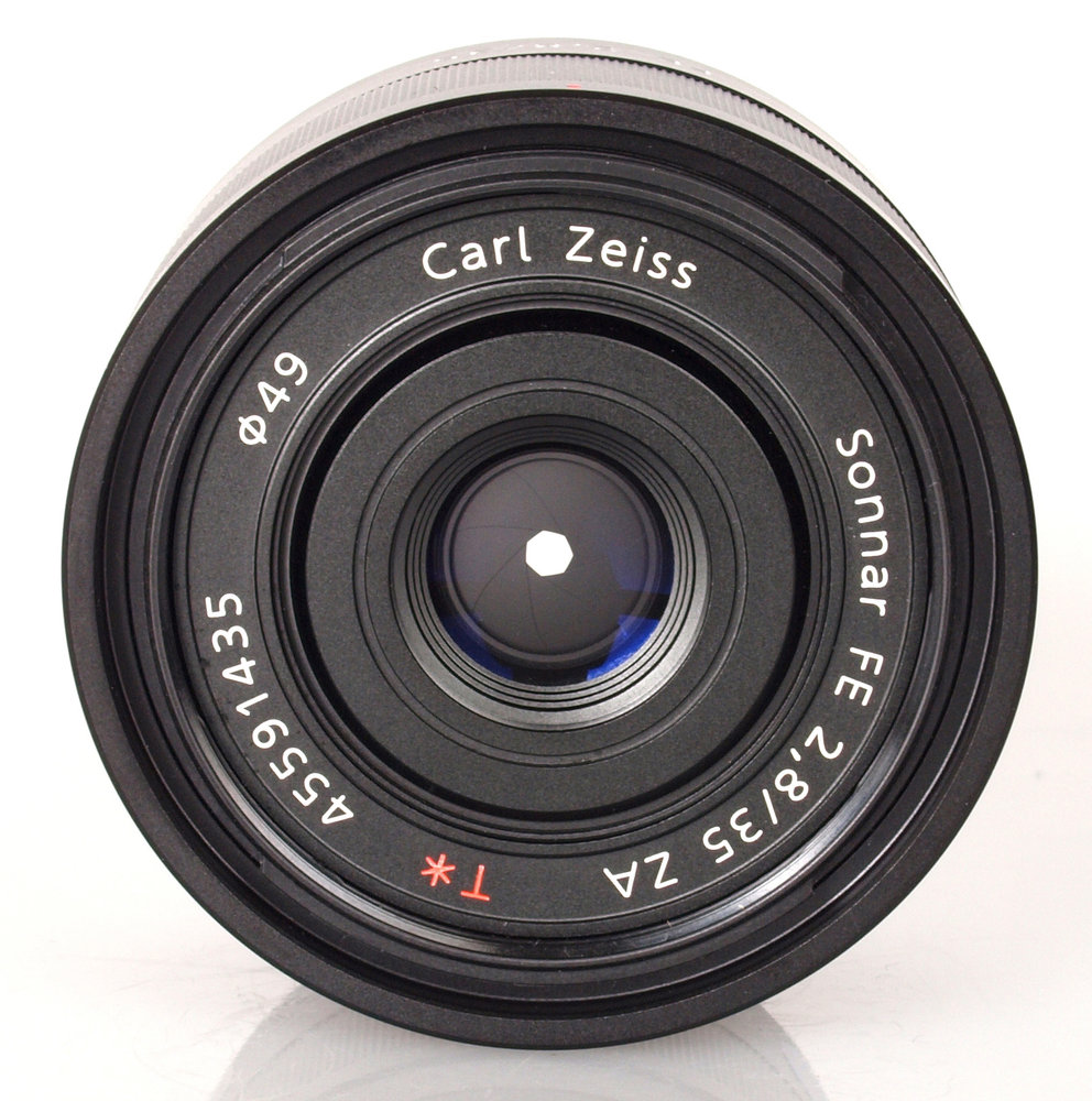 Sony Zeiss Sonnar FE 35mm f/2.8 ZA T* Images