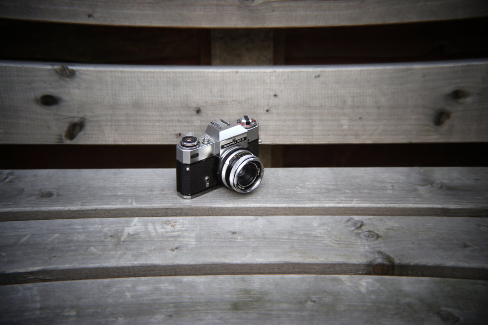 Voigtlander Zoomar 36-82mm f/2.8 Vintage Lens Review - Performance ...