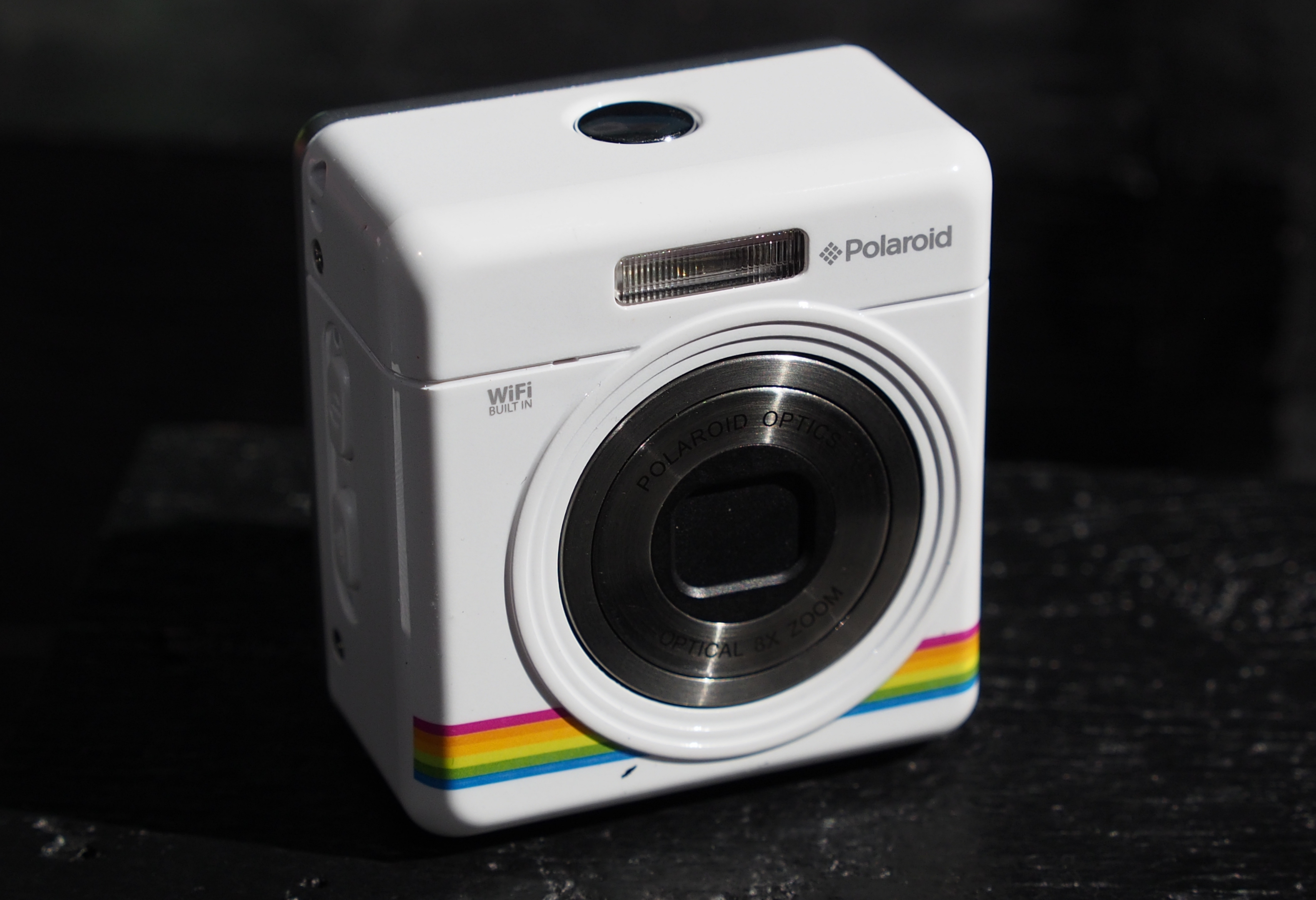 Check Out Polaroid's Eye-Catching, Retro-Inspired Digital Camera Range ...